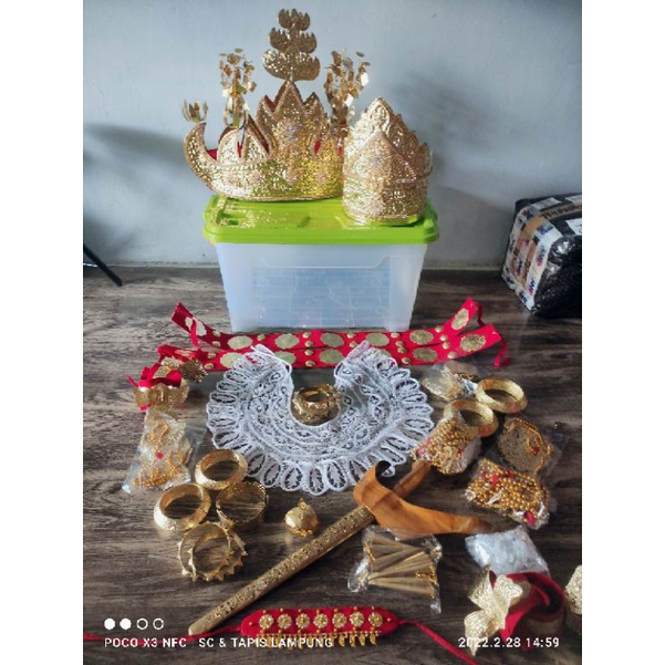 Jual Paket siger Lampung pepadun / hiasan kepala lampung lengkap ...