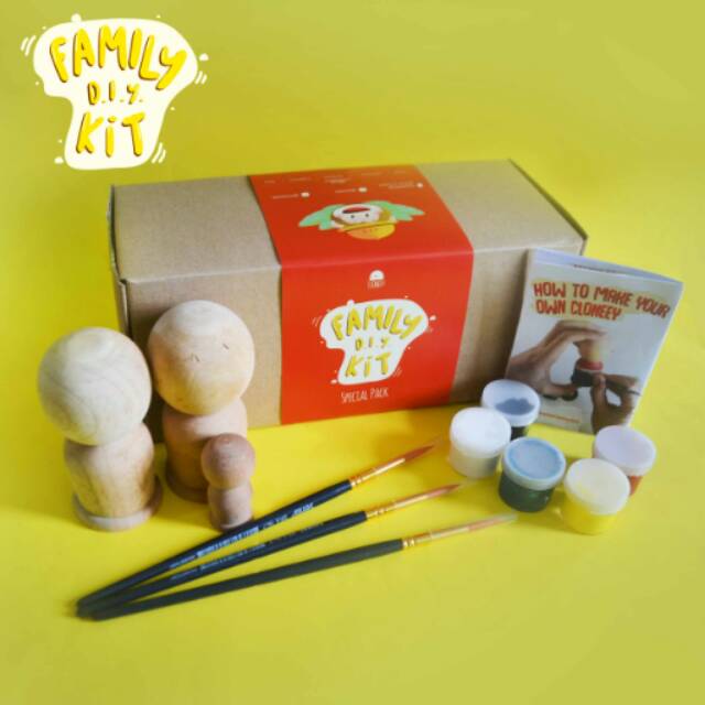 Jual DIY Family Kit - Do it Yourself Set Gift Box Boneka Kayu Cloneey ...