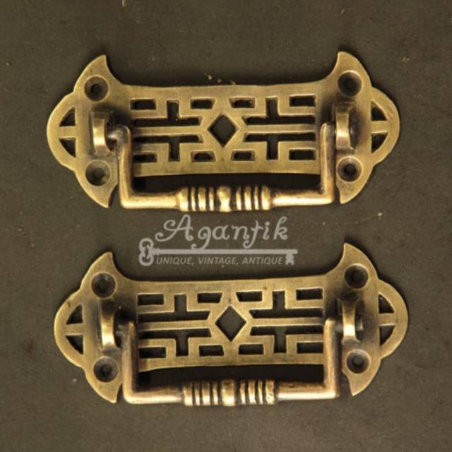 Jual Tarikan Laci Kuningan Motif Singkek Semarangan Antik Besar ...