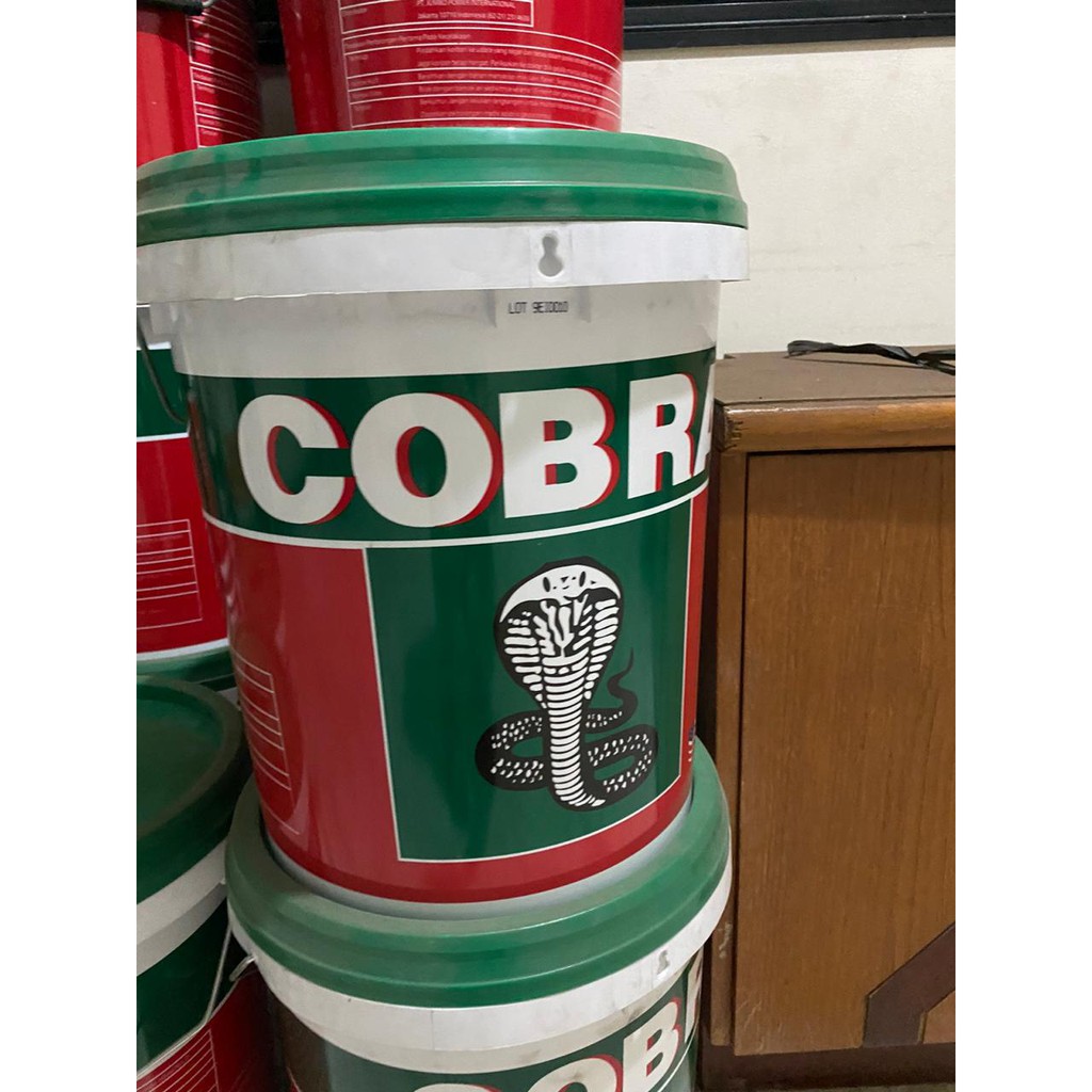 Jual Cobra Chassis Grease Hijau Minyak Gemuk 1 Pail 15 kg | Shopee ...