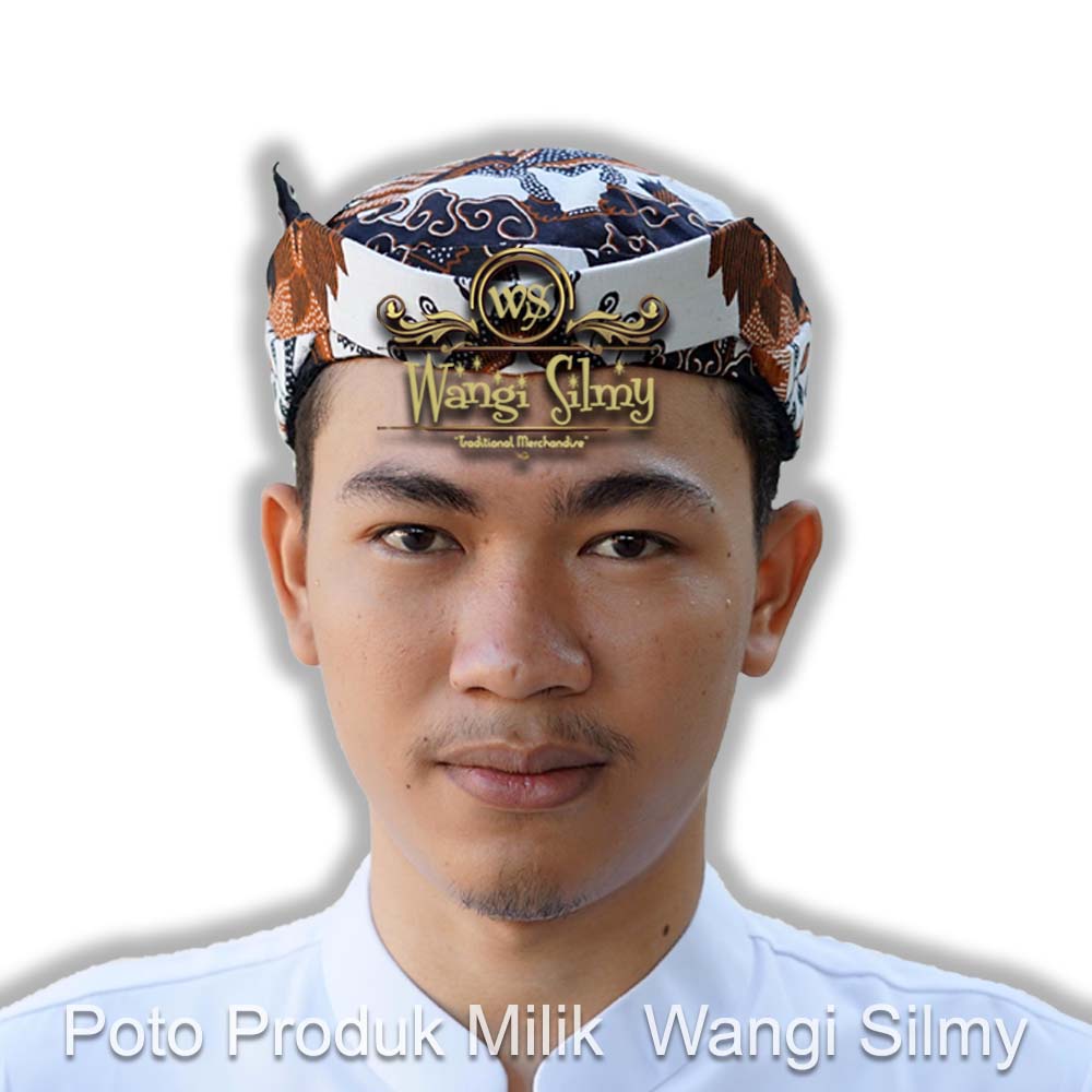 Jual Iket Kraman Pangeran Cakrabuwana Cirebon Motif Singa Payung - Iket ...