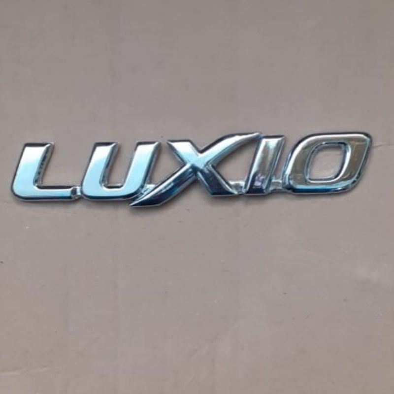 Jual logo/emblem daihatsu luxio | Shopee Indonesia