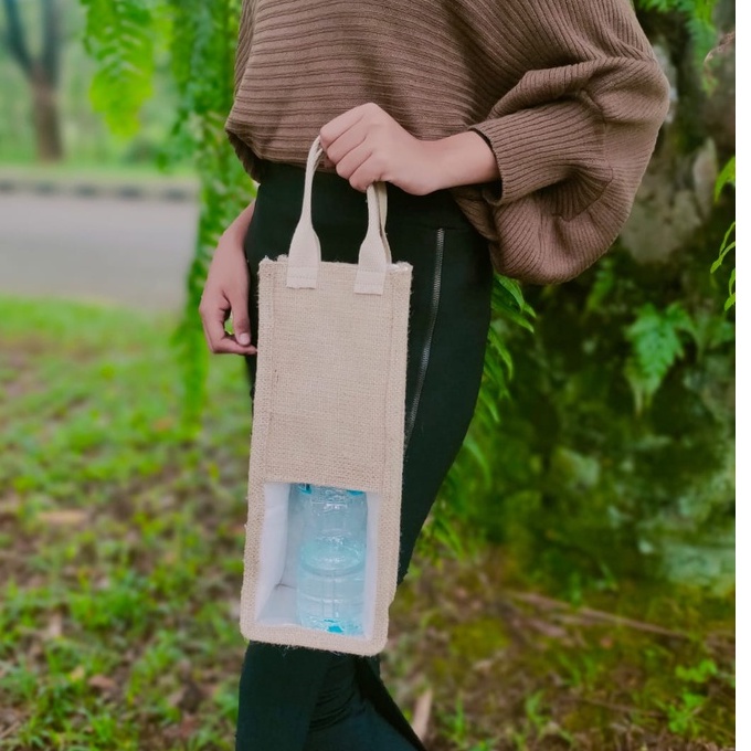 Jual Tas Goni import botol 2 liter totebag tumbler size 12x12x33 cm ...