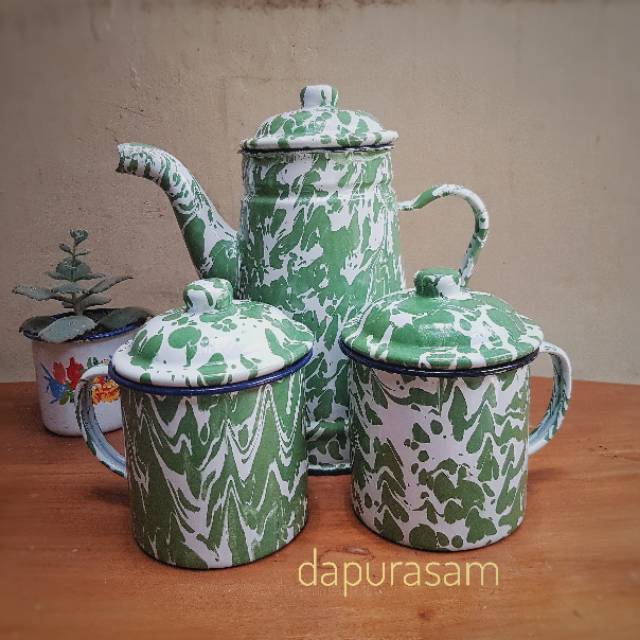 Jual Set Teko Tinggi + 2 Mug Lurik 9cm Enamel Blek seng Vintage ...