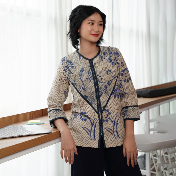 Jual NONA RARA - Elvira Indigo Rmb T1533, Baju Batik Kasual Modern ...