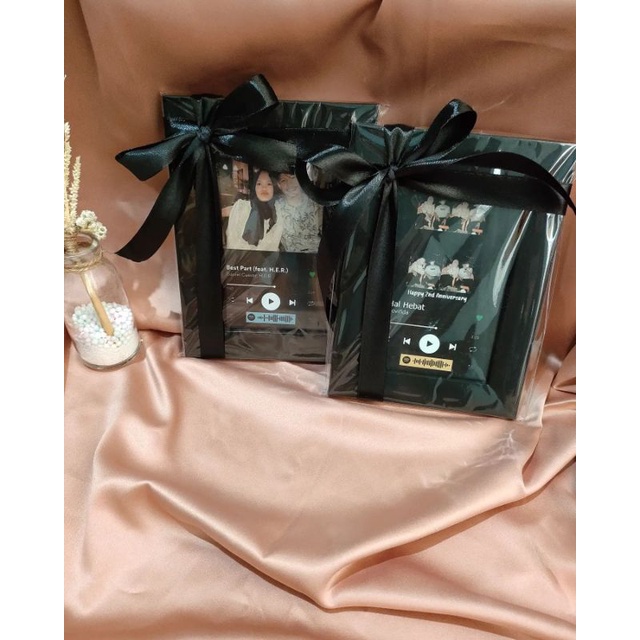 Jual FRAME SPOTIFY 4R / BINGKAI SPOTIFY / FRAME KADO ULTAH / BINGKAI ...