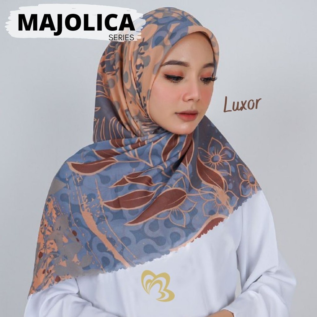 Jual Hijab Motif Majolica Series | Daleesha Habit | Shopee Indonesia