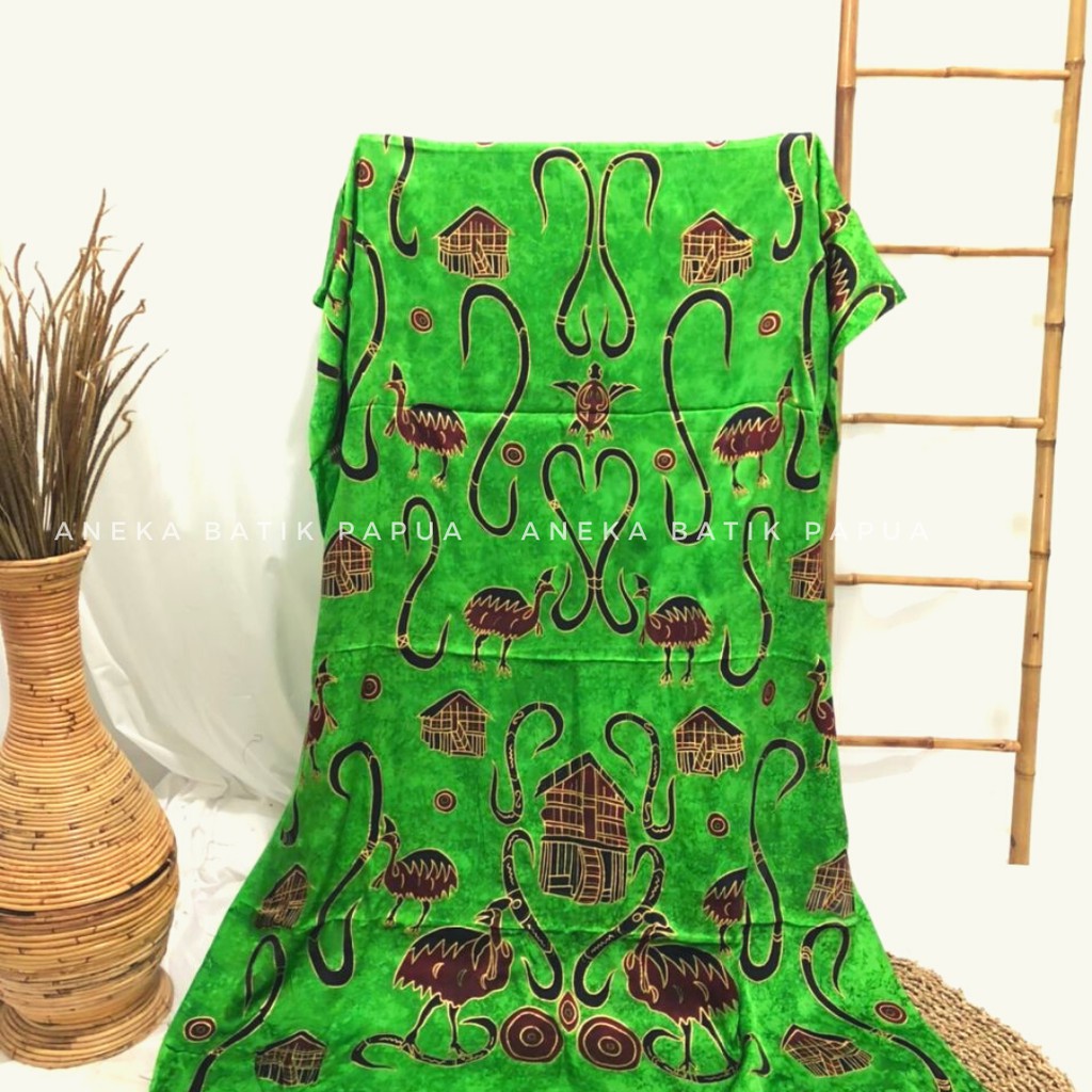 Jual Kain Batik Sutera Tulis Couple Kasuari Hijau | Shopee Indonesia