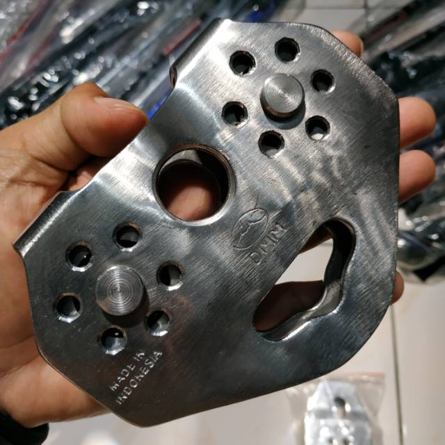 Jual Puley Tandem merk DMM - Pulley Flying Fox - Pulley Tandem - Pulley ...