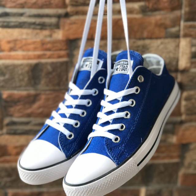Jual Sepatu converse allstar clasik biru elektrik+box | Shopee Indonesia