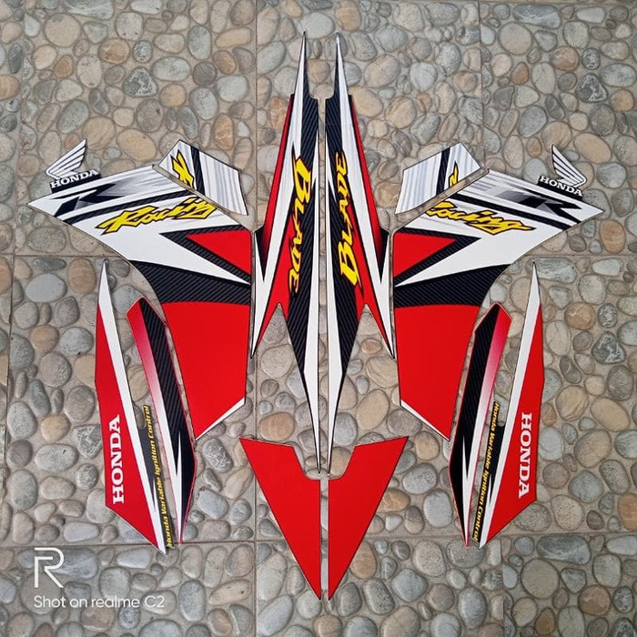 Jual Stiker Motor Honda Blade Racing R 2013 Hitam-Merah | Shopee Indonesia