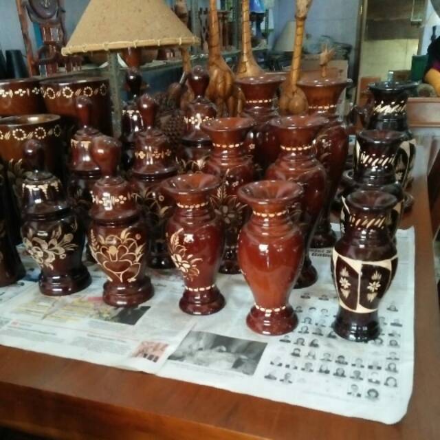 Jual Fas pot bunga atas meja satu set ( isi 3) dari kayu jati | Shopee ...