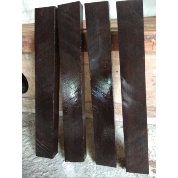Jual kayu galih asem full galih istimewa top quality berat 2kg | Shopee ...