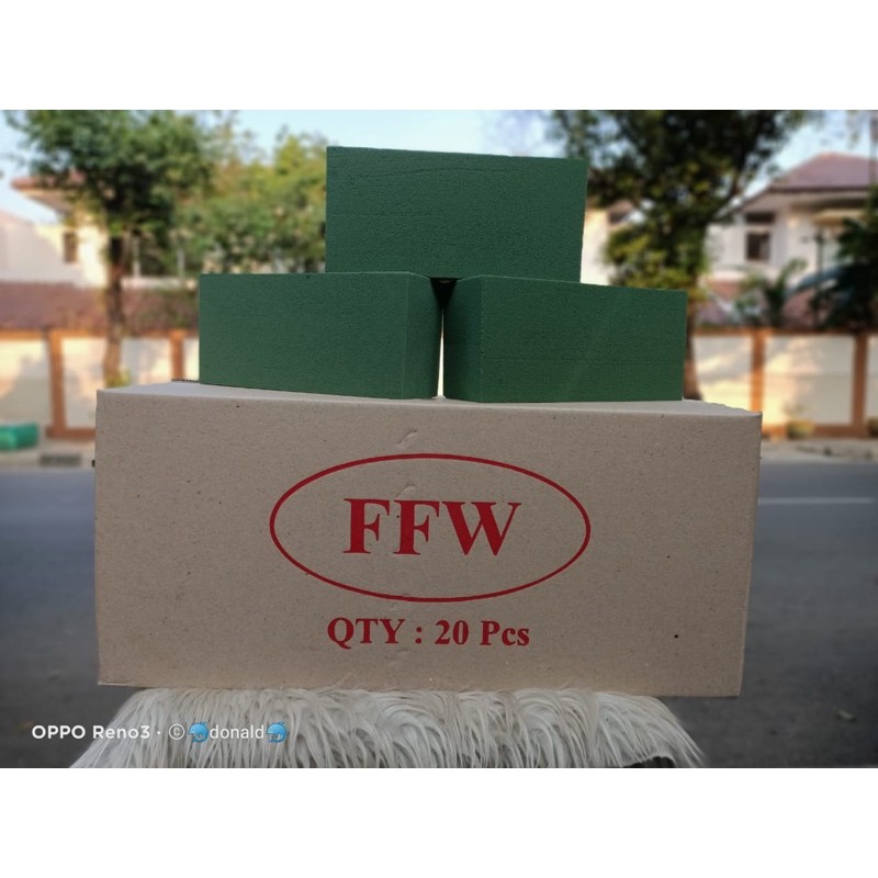 Jual oasis basah 573-busa bunga busa ijo busa bunga fresh oasis mawar ...