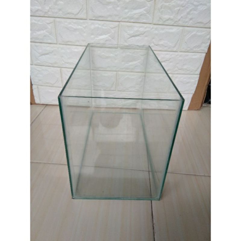 Jual akuarium kaca polosan/aquarium aquascape polos 40x20x20 | Shopee ...