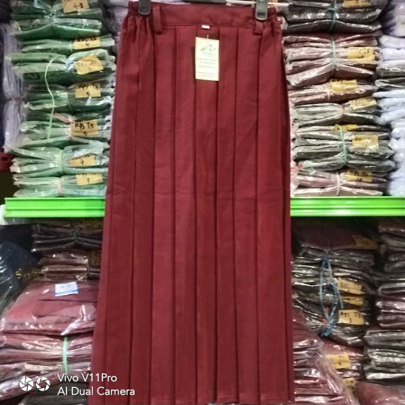 Jual Seragam Sekolah Rok Panjang SD Merah Model Rempel Keliling Kain Tissu SiZe Besar ( Size 27 ...