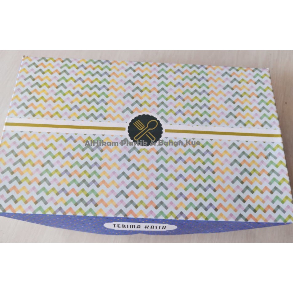 Jual Paper Lunch box M / Lunch box Motif ukuran M (isi 50pcs) | Shopee ...