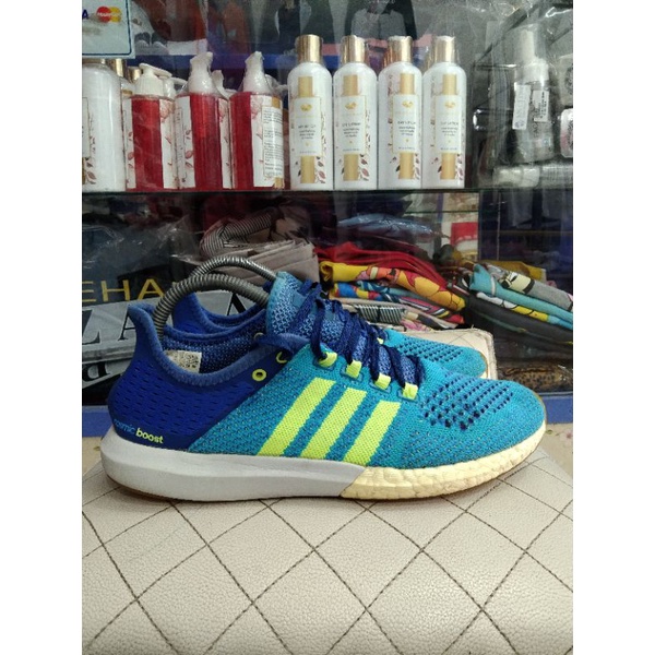 Jual Adidas cosmic boost | Shopee Indonesia