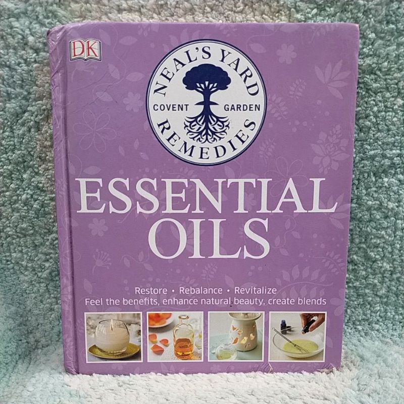 Jual Buku Import Essential Oils | Shopee Indonesia