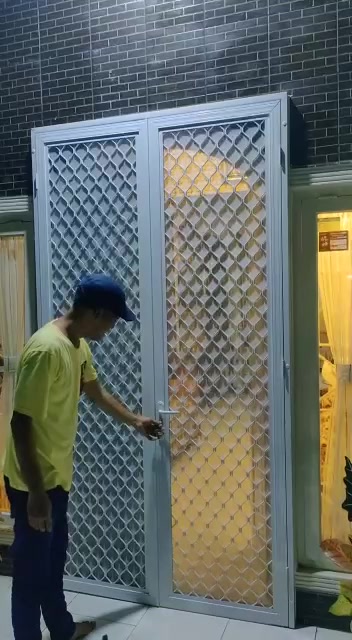 Jual Pintu Double Rumah Utama Alumunium Expanda Kawat Anti Nyamuk ...
