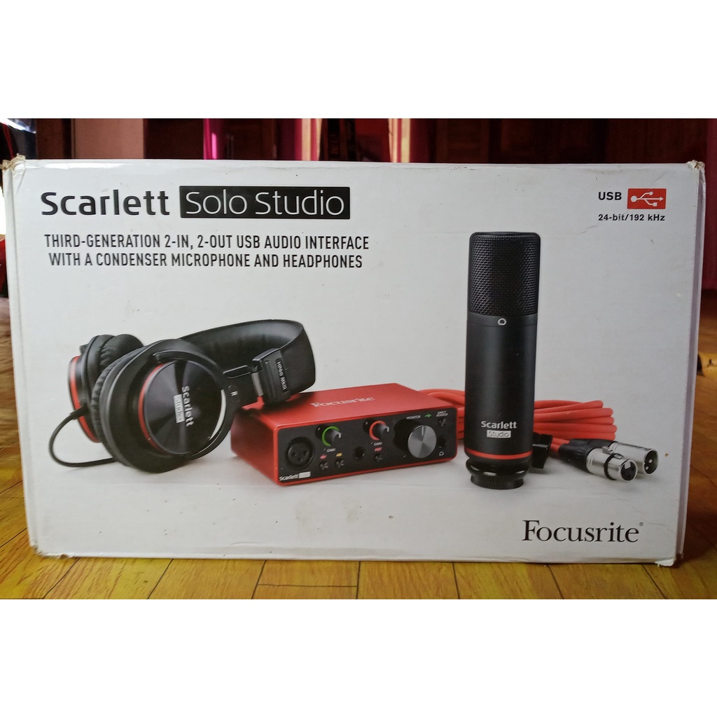 Jual Focusrite Scarlett Solo Studio Bundle | Shopee Indonesia