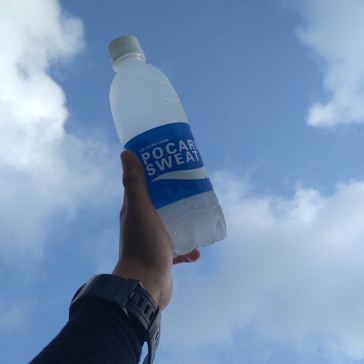 Jual Pocari Sweat Botol Minuman Isotonik 500mL | Shopee Indonesia