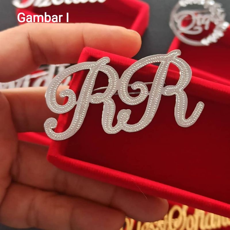 Jual Bros Silver / Bros Inisial Nama / Bros Grafir / Bisa Pilih Desain ...