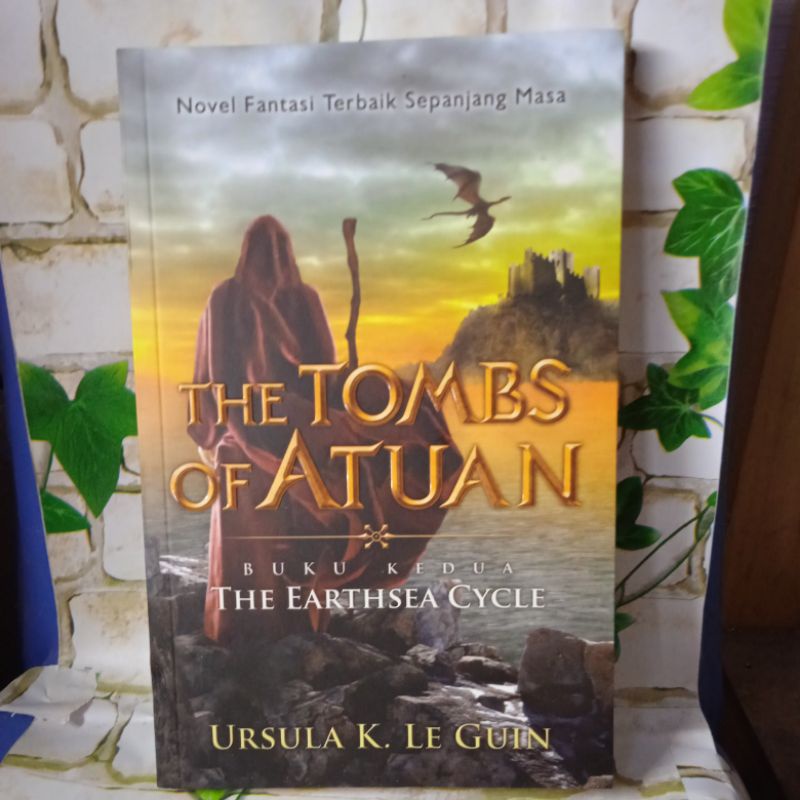 Jual BUKU NOVEL THE TOMBS OF ATUAN | Shopee Indonesia