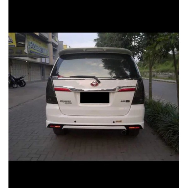 Jual DISKON BOS!! SPAREPART bodykit Plastik Toyota Innova Luxury 2014 ...