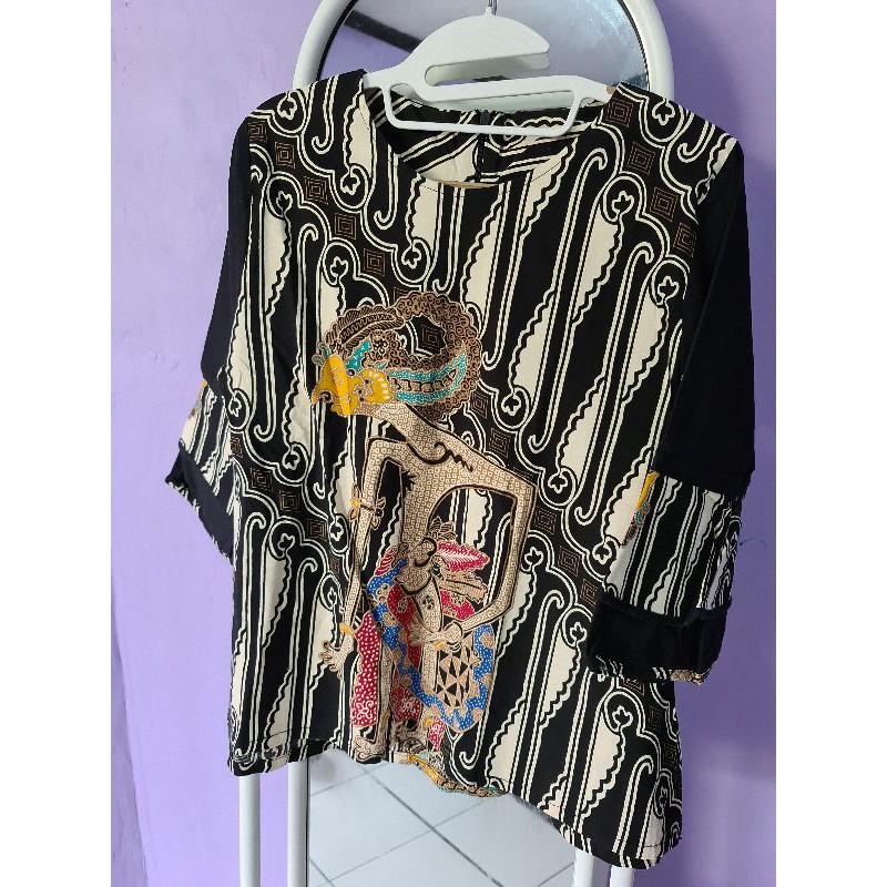 Jual batik kerja motif wayang preloved | Shopee Indonesia