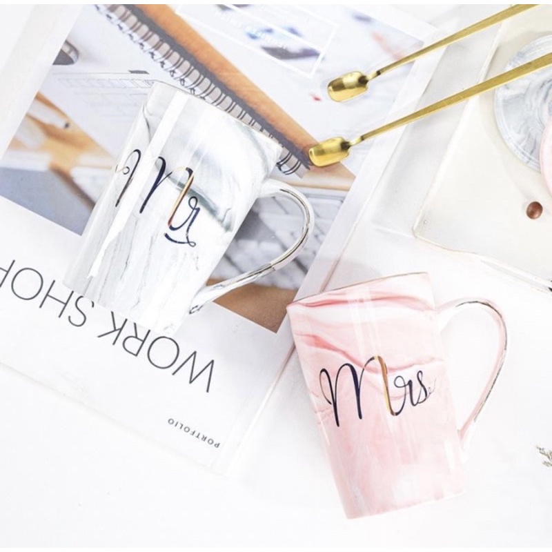 Jual CANGKIR GELAS COUPLE MR MRS / MUG COUPLE CERAMIC / GELAS MR MRS ...