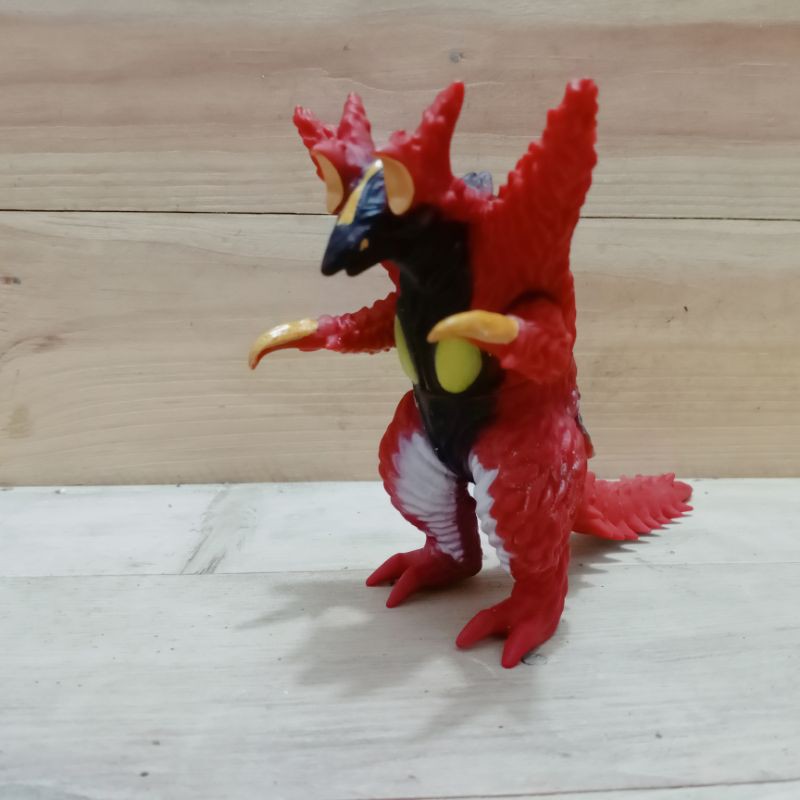 Jual recast figure ultra monster maga zeppandon - ultraman z orb geed ...