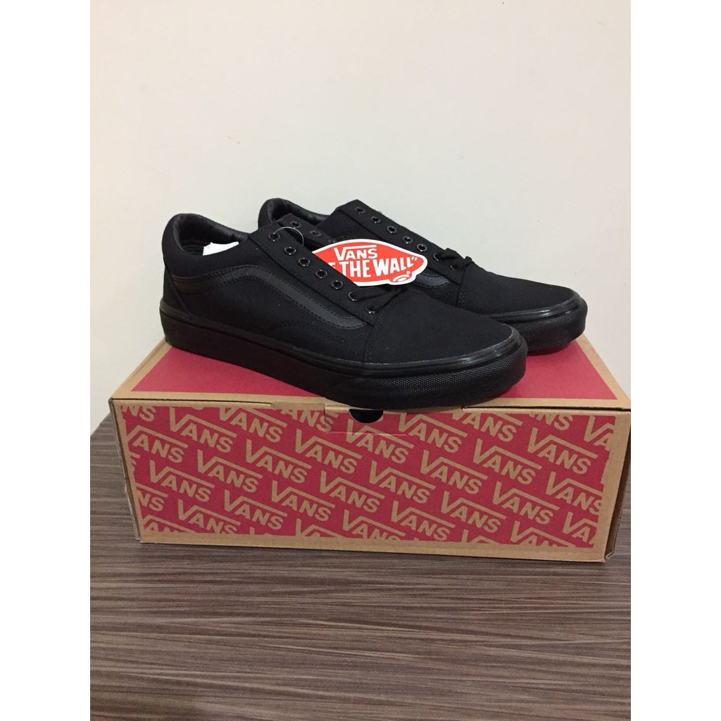 Jual sepatu sneakers old skool low triple black | Shopee Indonesia