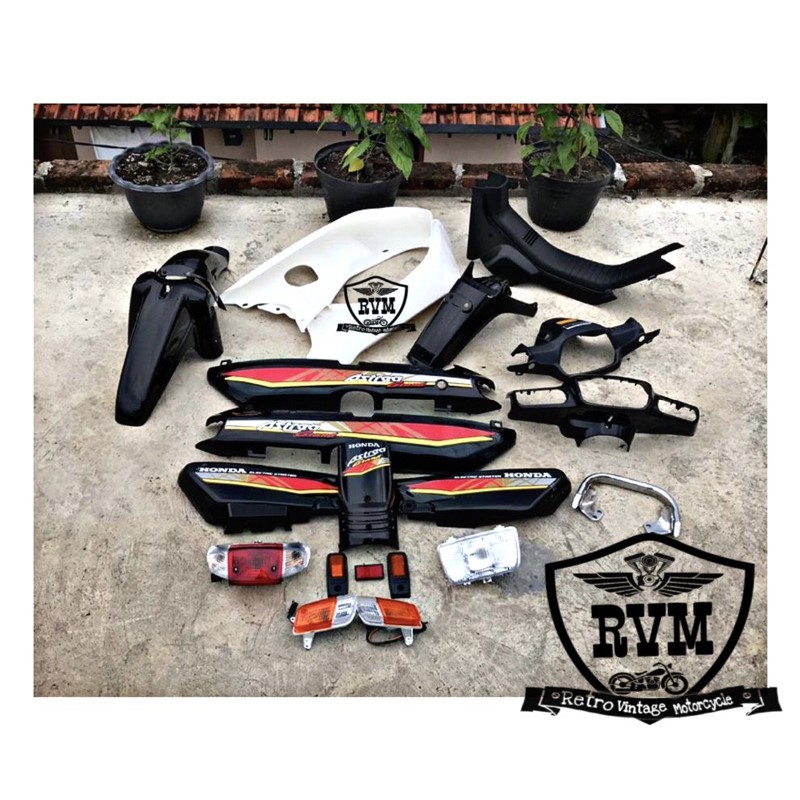 Jual Paket body Grand Bulus tahun 91 92 full set cover body astrea ...