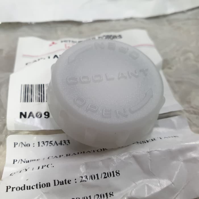 Jual TUTUP TABUNG AIR RADIATOR ALL NEW PAJERO SPORT TRITON 2016 KE ATAS ...