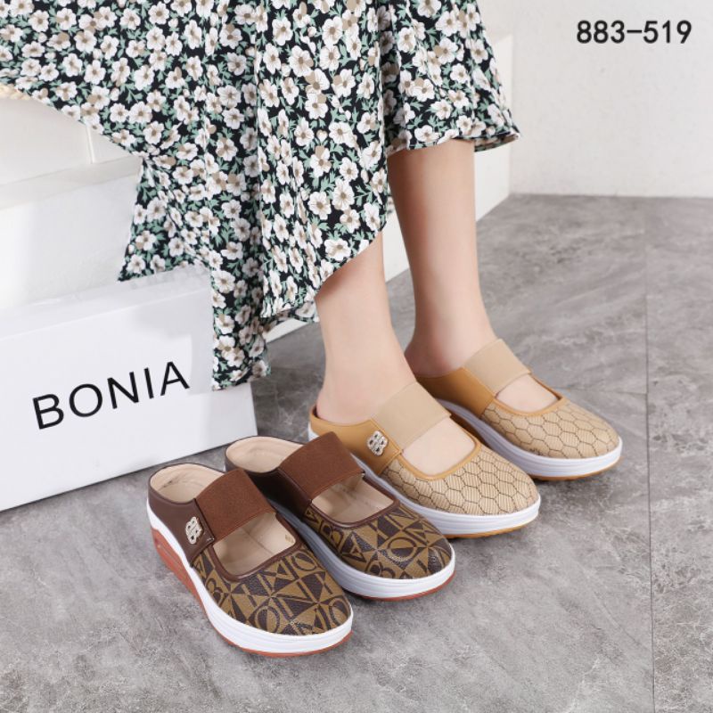 Jual Bonia Monogram Logo BB Slip-On #883-519*_ | Shopee Indonesia
