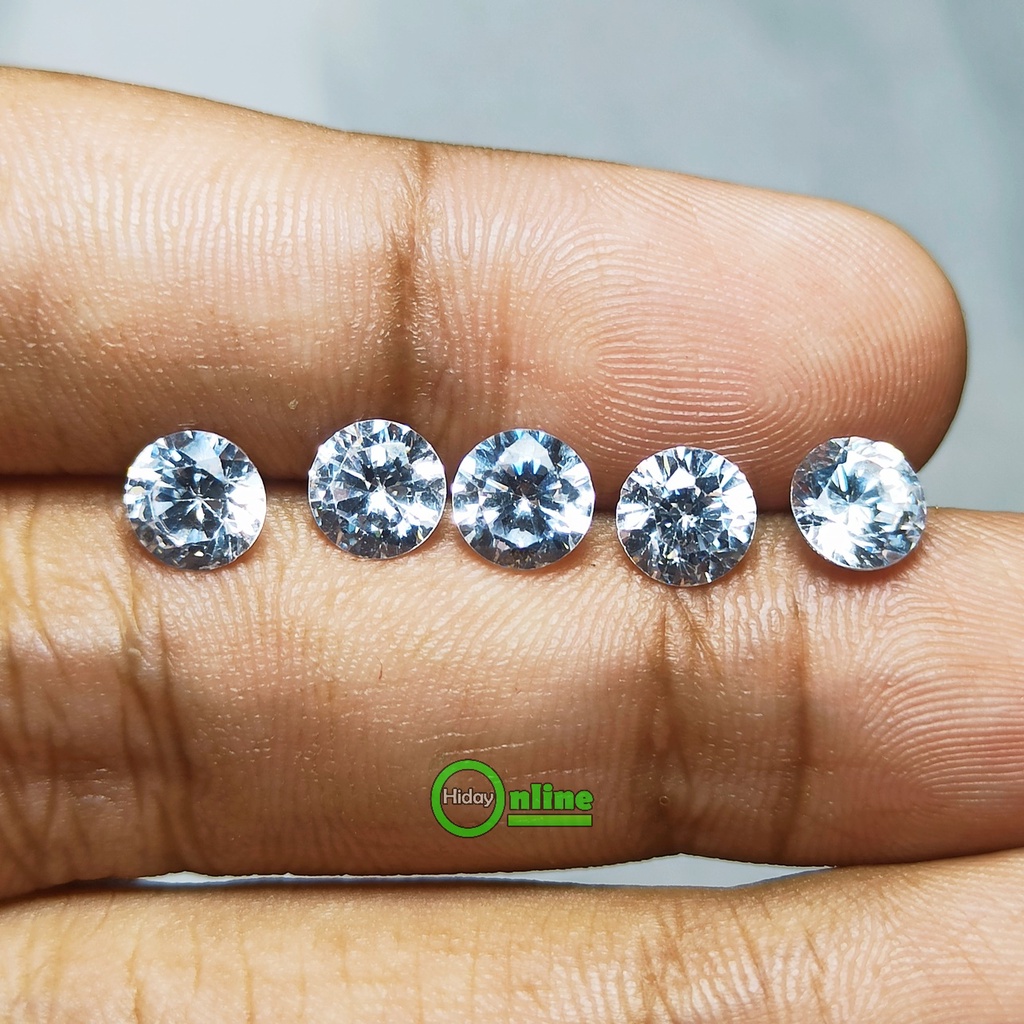 Jual CUBIC ZIRCONIA WHITE DIAMOND ROUND CUTTING | Shopee Indonesia