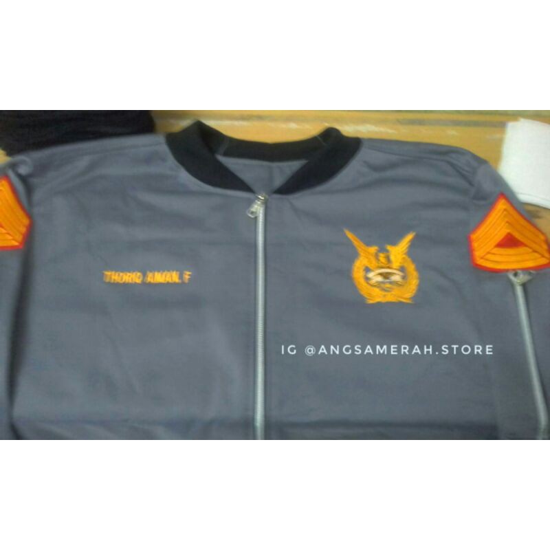 Jual JAKET AKADEMI ANGKATAN UDARA CUSTOM - ANGSAMERAH | Shopee Indonesia