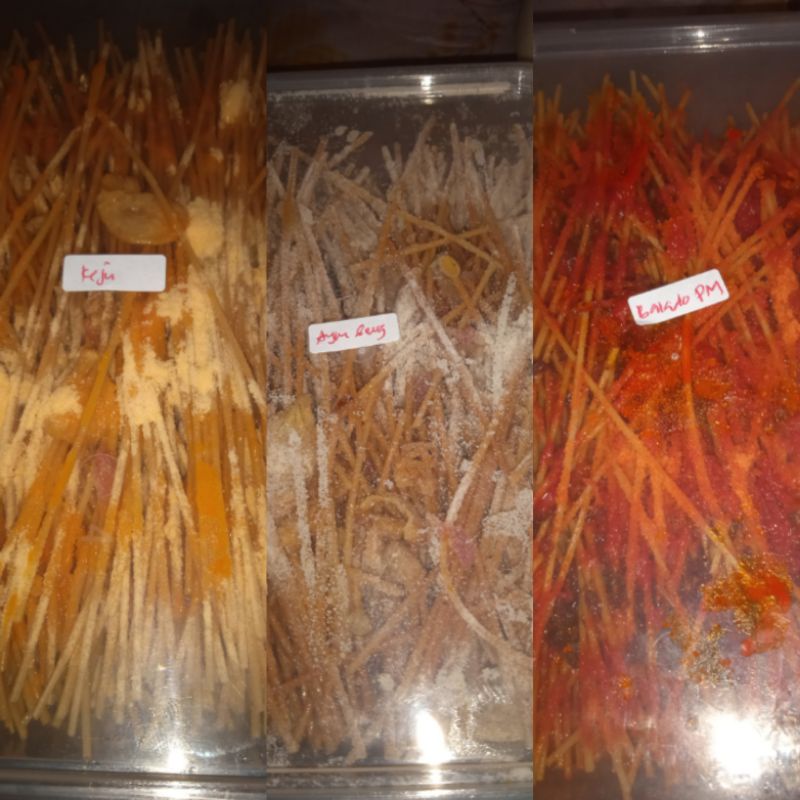 Jual Mie Lidi kurus Bumbu Basah/Jajanan Jadul/Jajan biting, Lidi-Lidian ...