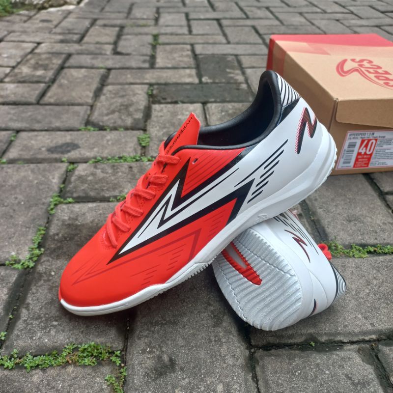 Jual Sepatu Futsal SPECS Hyperspeed 2 IN (100% ORIGINAL) | Shopee Indonesia