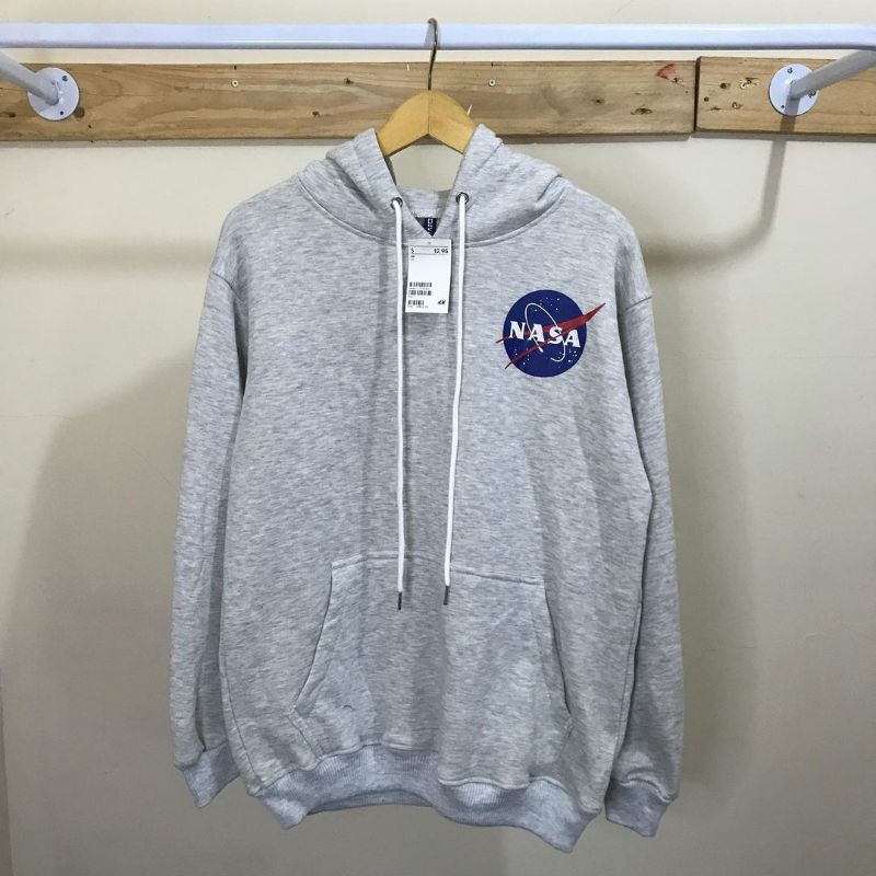 Jual HOODIE H&M NASA Grey ( FULL TAG ) | Shopee Indonesia