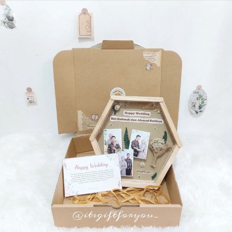 Jual Hexa Frame/ Pajangan Foto/ Frame Foto/ Bingkai Foto/ Kado Wedding/ Ulang Tahun/ Wisuda ...