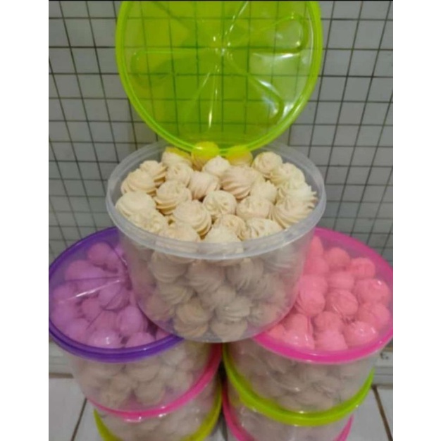 Jual Kue sagu kemasan toples 350 gram | Shopee Indonesia