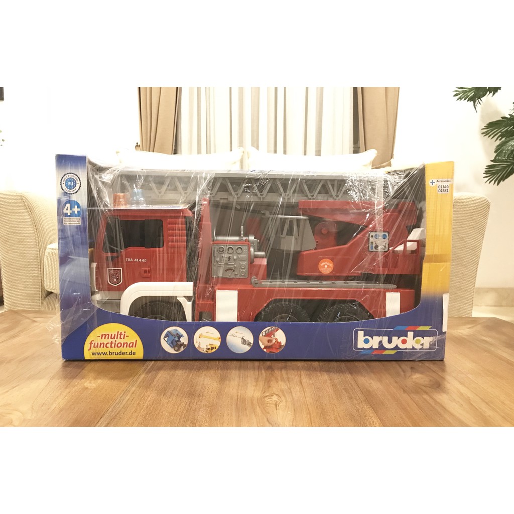 Jual Bruder MAN TGA 2771 Fire Truck Engine with water pump light ...