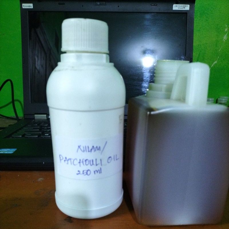 Jual MINYAK NILAM / PATCHOULI OIL 100% PURE ESSENTIAL OIL 250 ml ...
