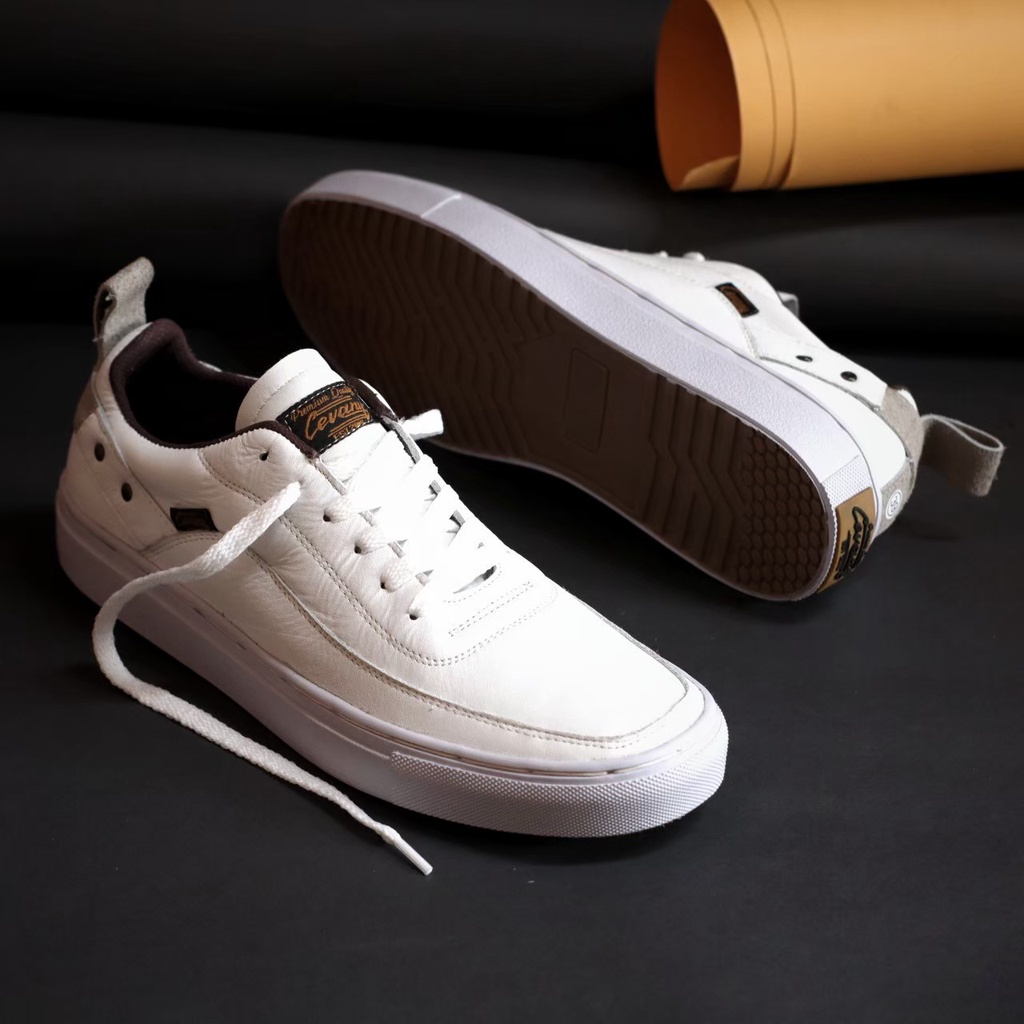 Jual Sepatu Sneakers Casual Kulit Asli Original Cevany Crye | Shopee Indonesia