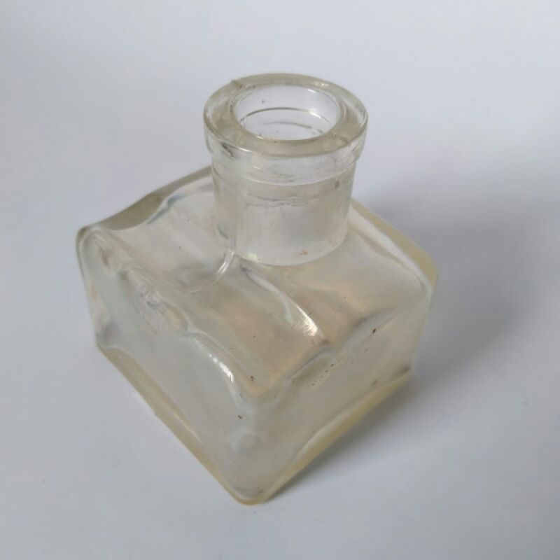 Jual Botol Kaca Kecil Kuno Tua Jadul era Hindia Belanda Temuan Sungai ...