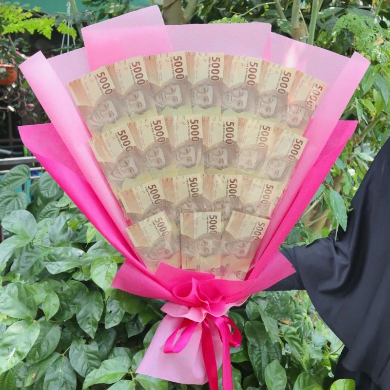 Jual Buket Uang 5000 20lembar pink muda pink fanta /paket/bingkisan ...