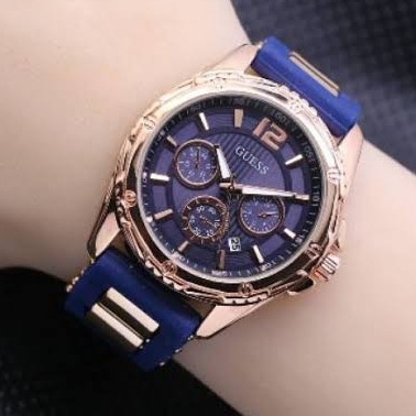 Jual Jam Tangan Wanita Guess Rubber Signature Murah | Shopee Indonesia