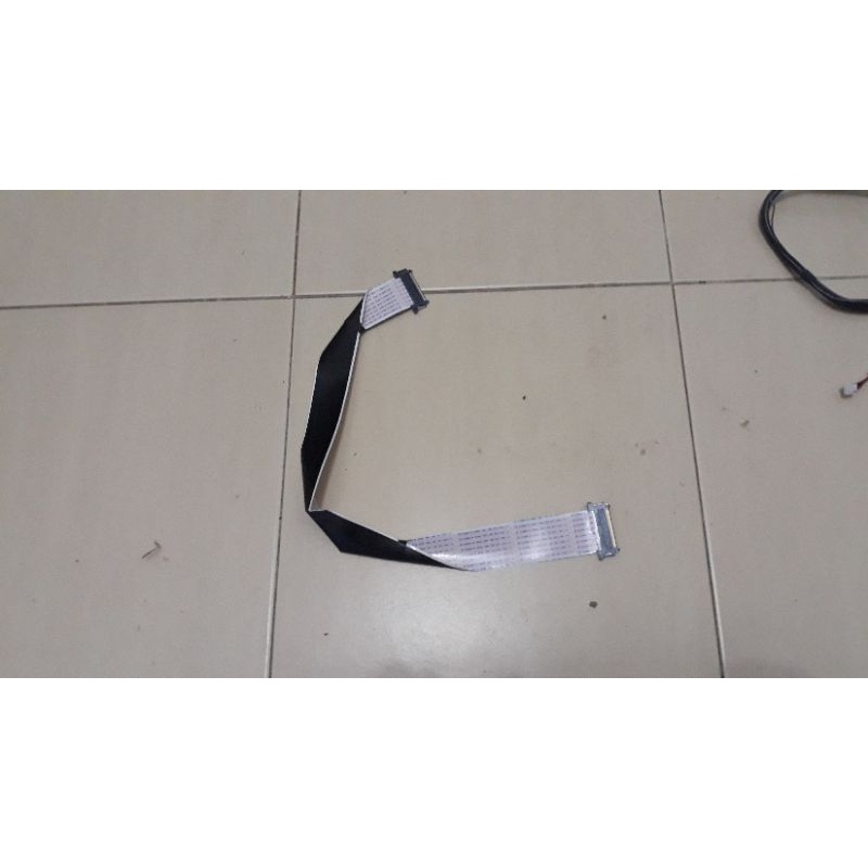 Jual KABEL FLAKSIBEL-LVDS SMART TV SHARP LC 50LE580X | Shopee Indonesia